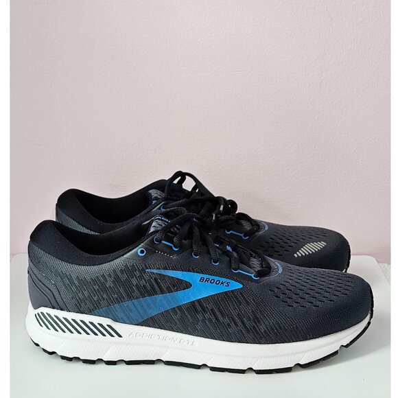 Brooks | Shoes | Brooks Addiction Gts 5 | Poshmark